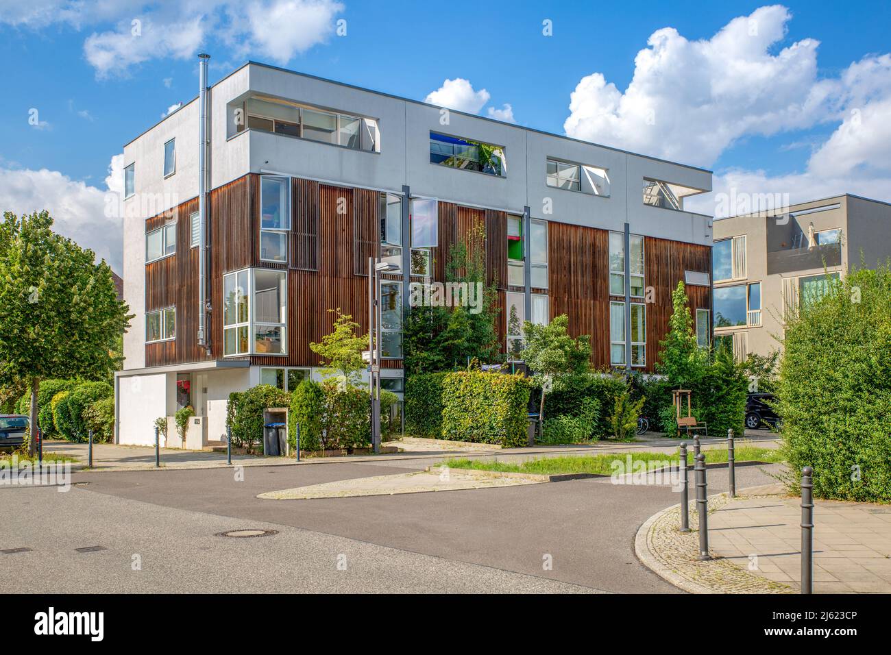 Row house development hi-res stock photography and images - Alamy