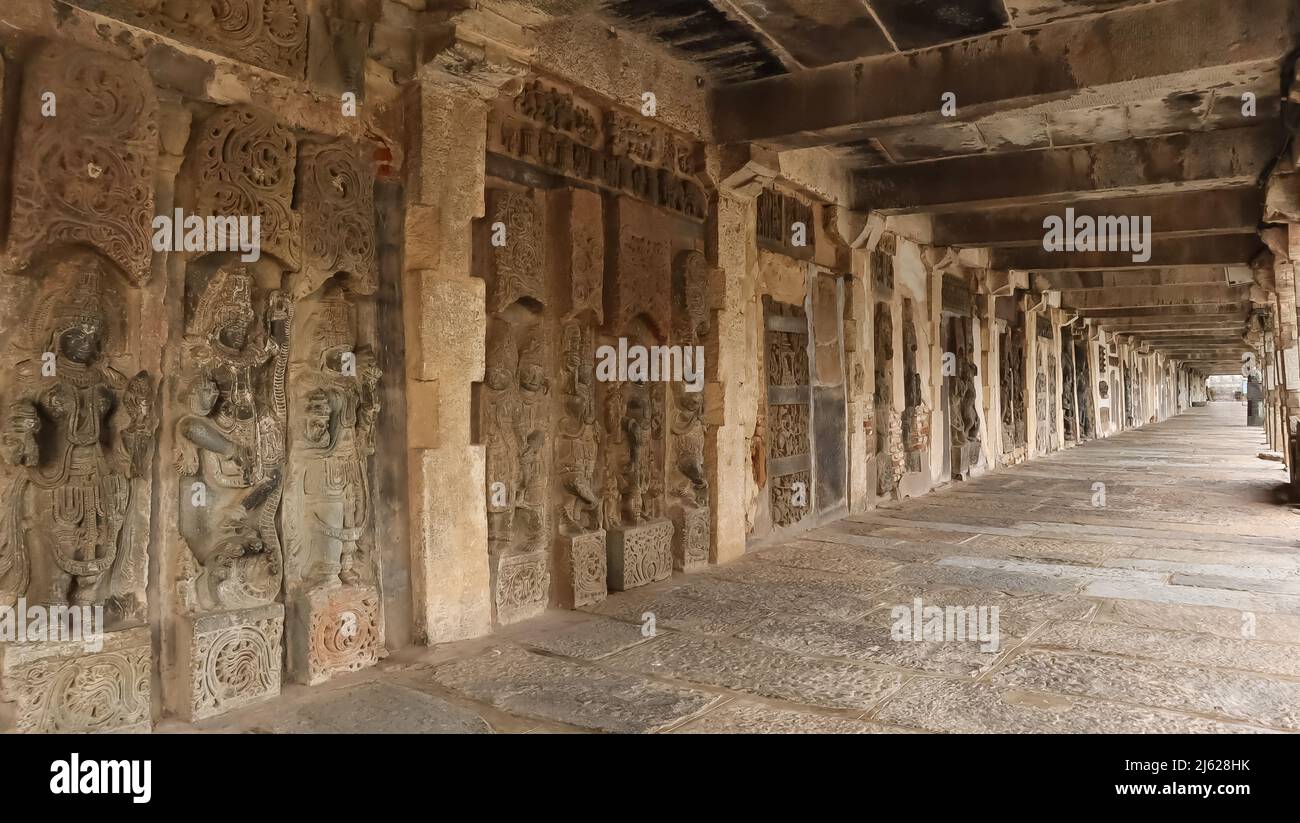 The Statues of India Gods In the Campus of Chennakeshwa Temple, Belur ...