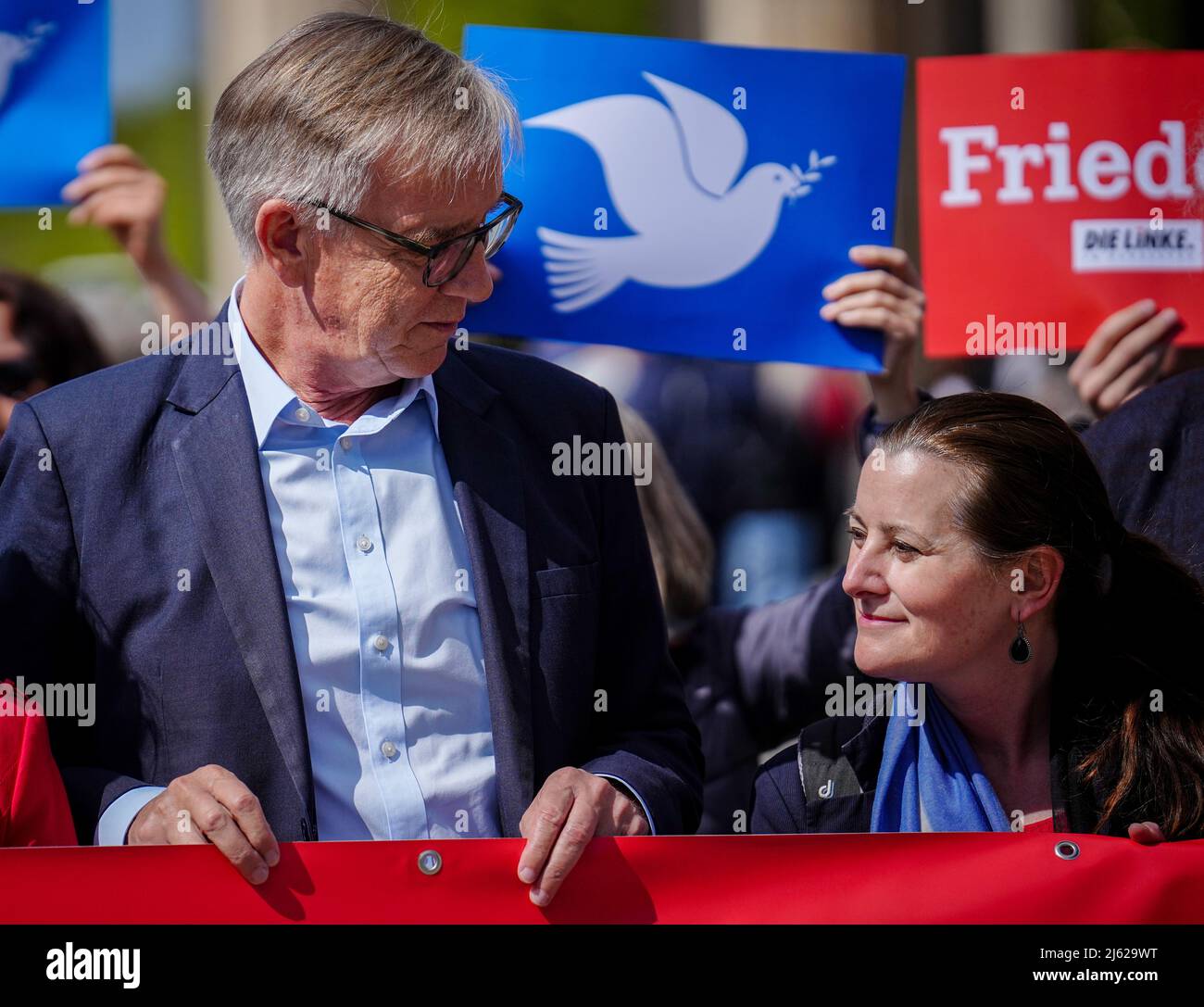 Berlin, Germany. 27th Apr, 2022. Members of the Left Party ...