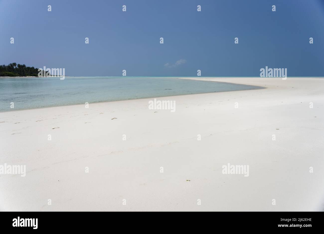 Sandbank at Bangaram island, Lakshadweep, India. Natural beauty of the ...