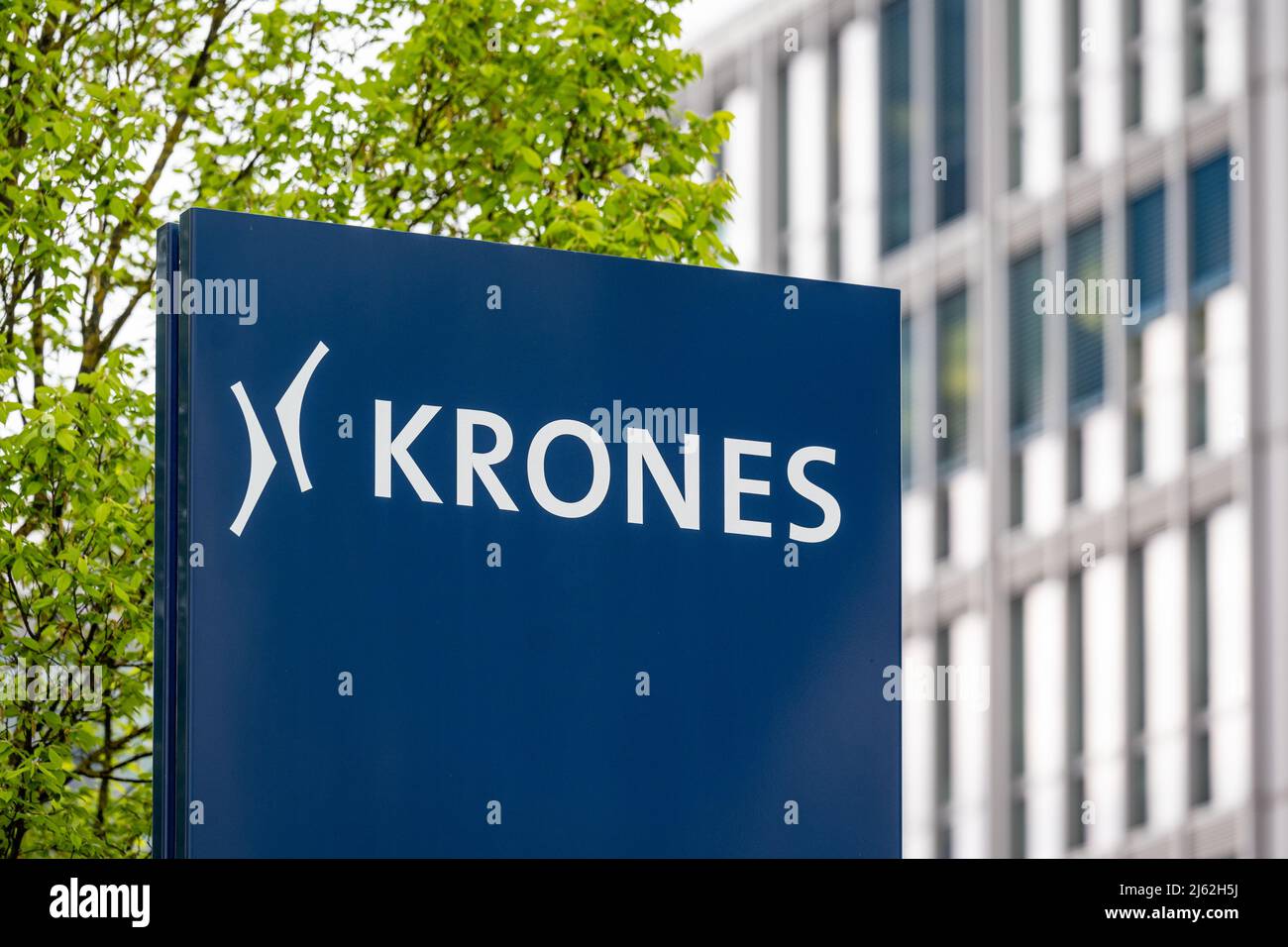 Neutraubling, Germany. 25th Apr, 2022. Logo of Krones AG in front of an ...