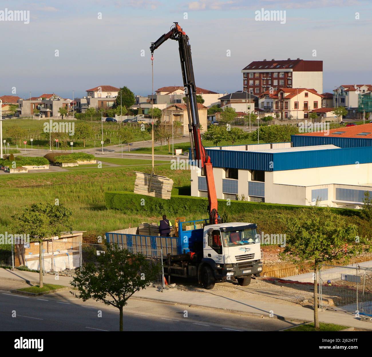 Construction lifting crane hi-res stock photography and images - Alamy