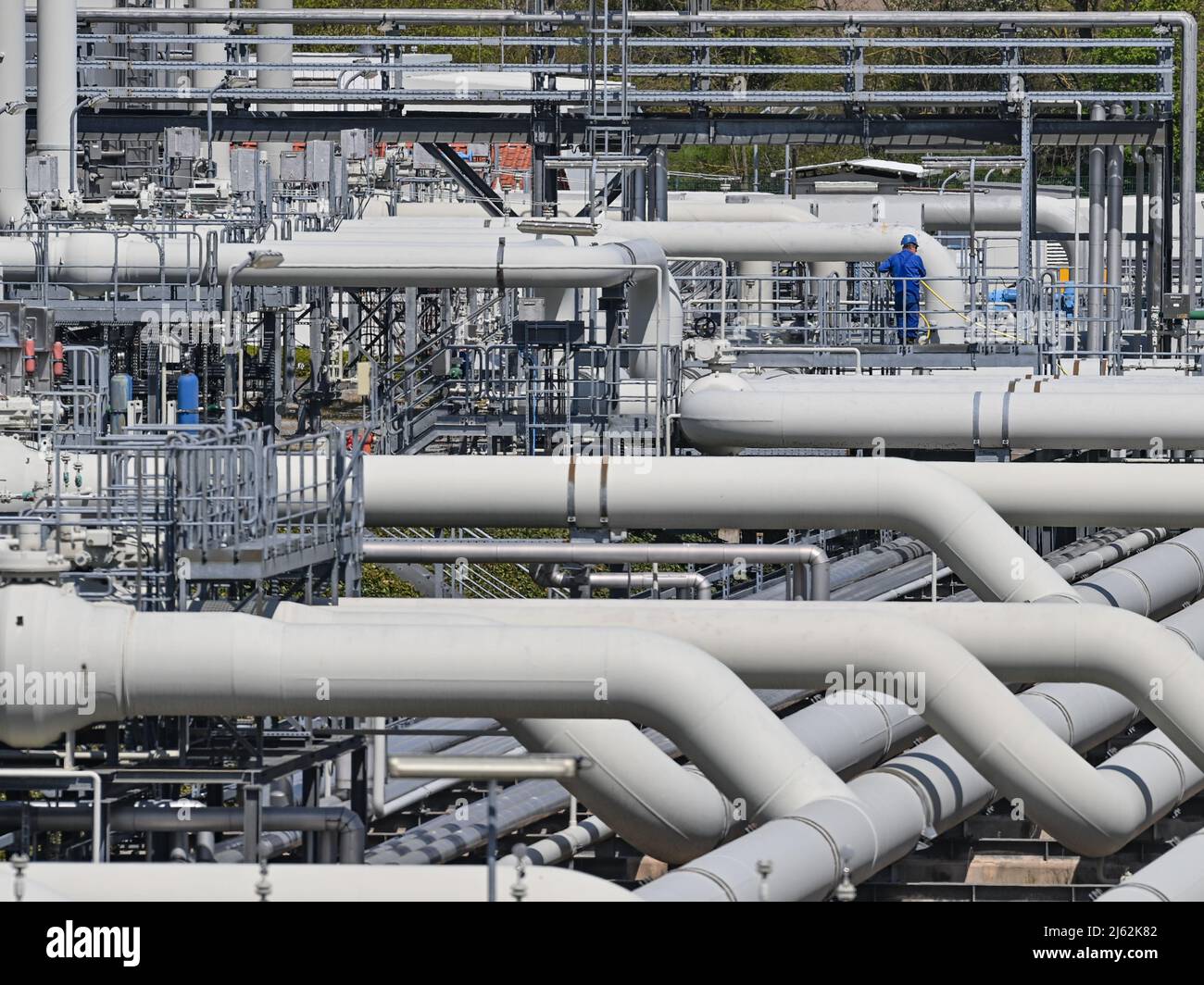 Compressor station hi-res stock photography and images - Alamy