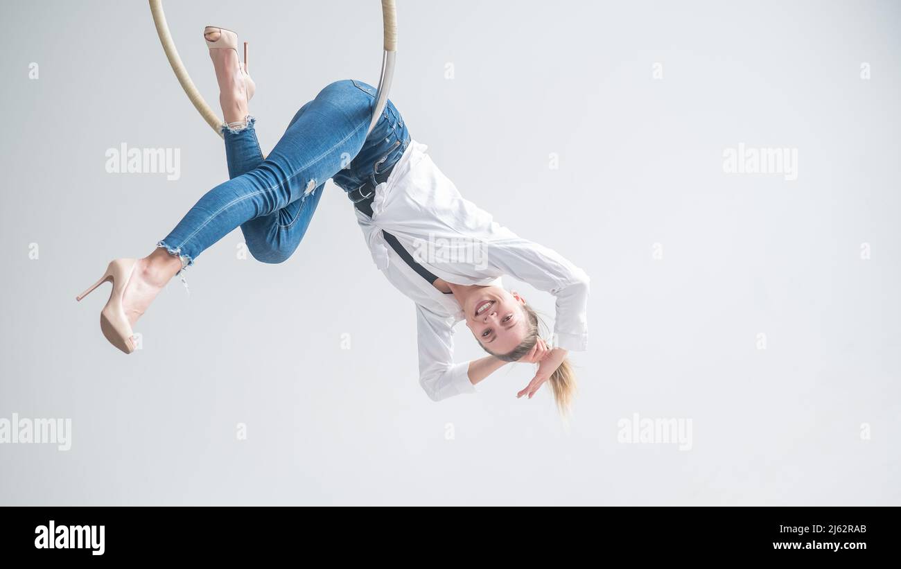 Aerial hoop acrobat hi-res stock photography and images - Alamy