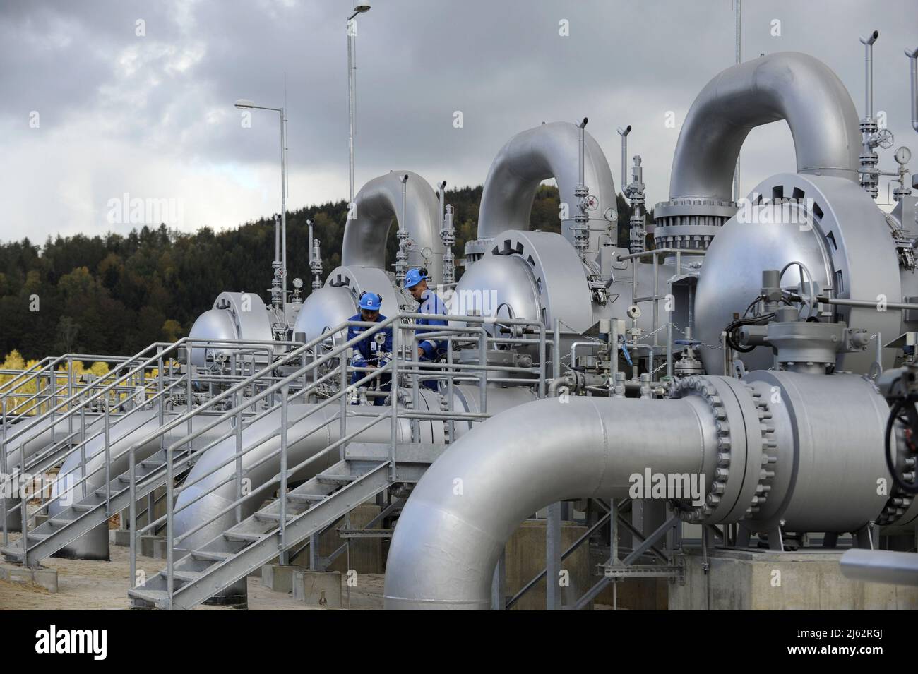 ***FILE PHOTO*** Gazela Pipeline - border transfer gas station in ...