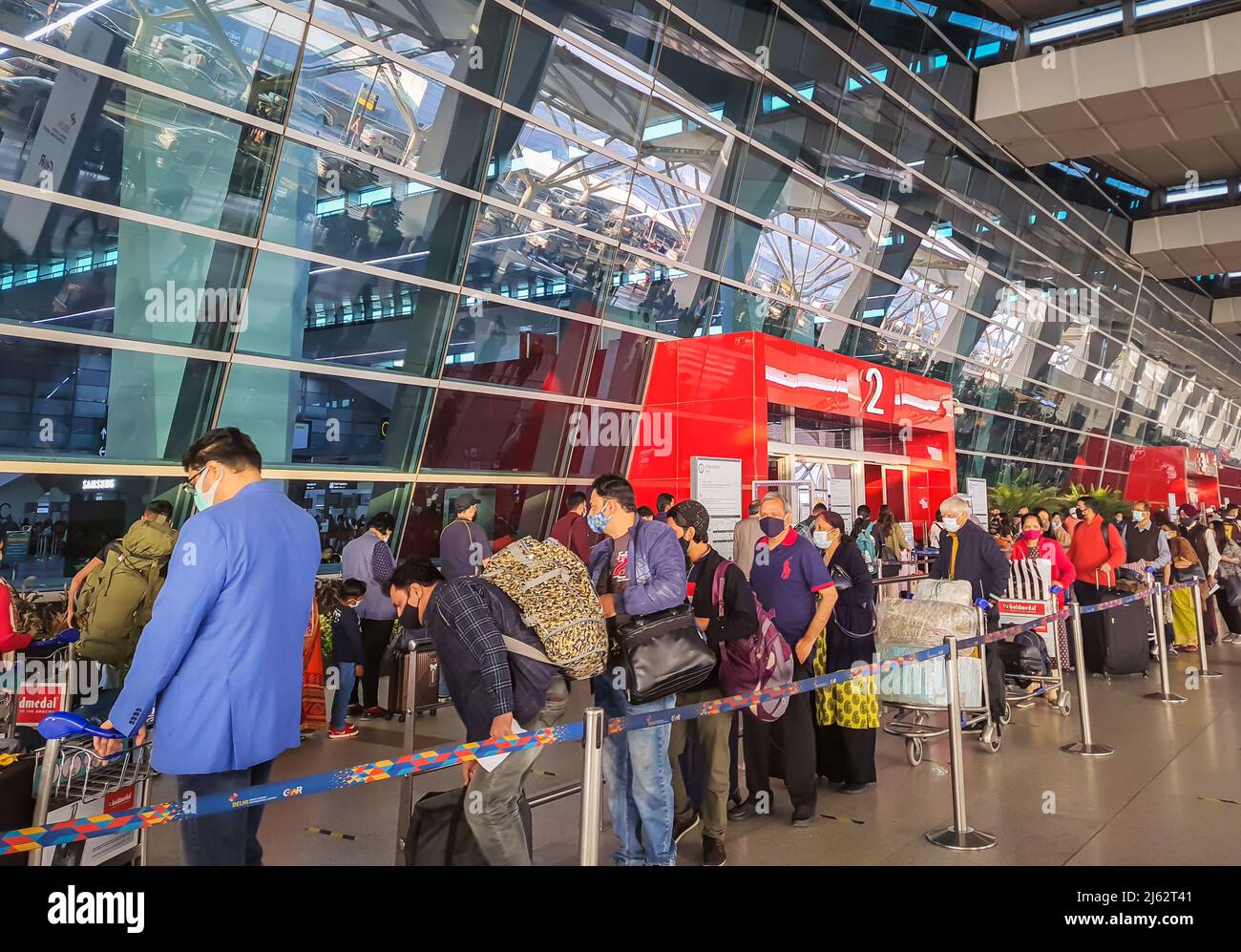 India airport check in counter hi-res stock photography and images - Alamy