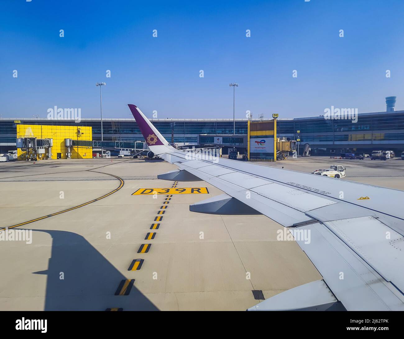 Cargo bay on cargo aircraft hi-res stock photography and images - Alamy