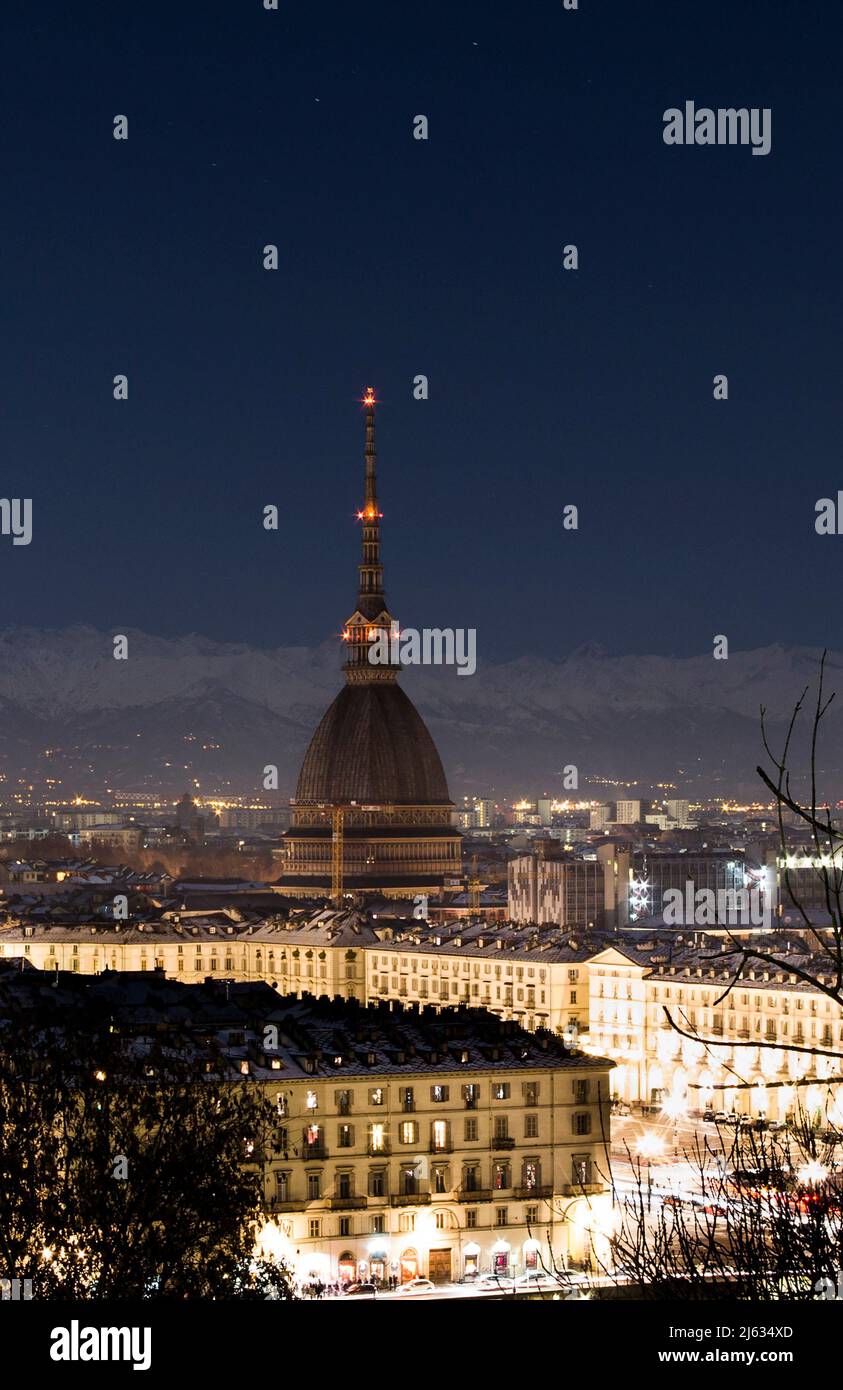 Esposizione lunga hi-res stock photography and images - Alamy