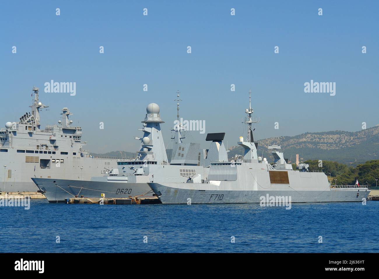 French frigates hi-res stock photography and images - Alamy
