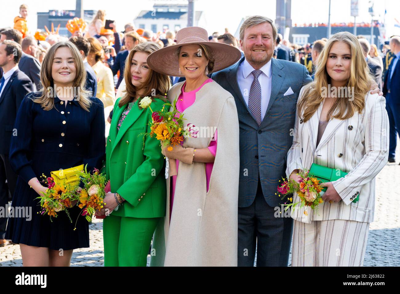 King Willem-Alexander and Queen Maxima with their daughters Princess ...