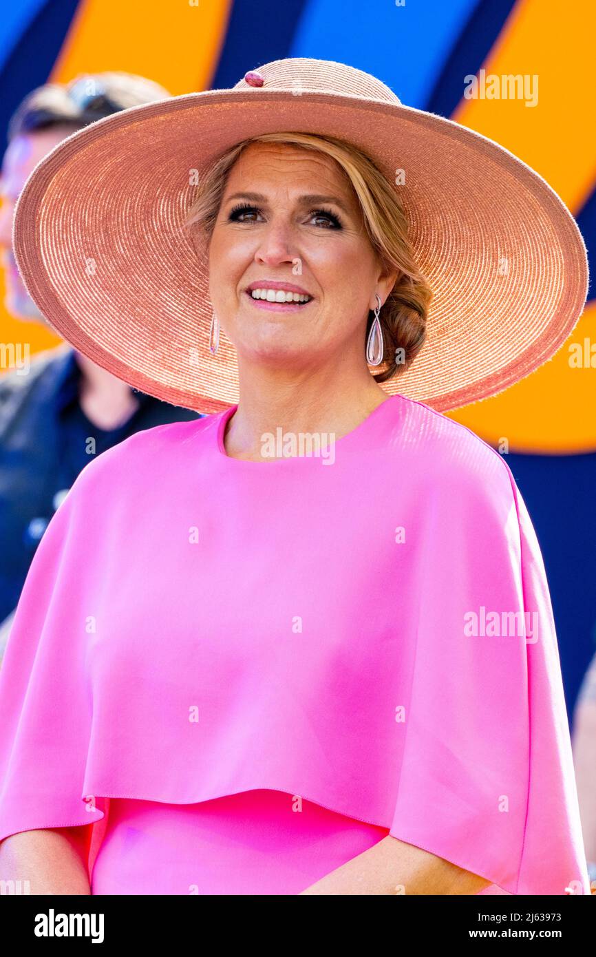 Queen Maxima of the Netherlands celebrating the King's 55th birthday ...