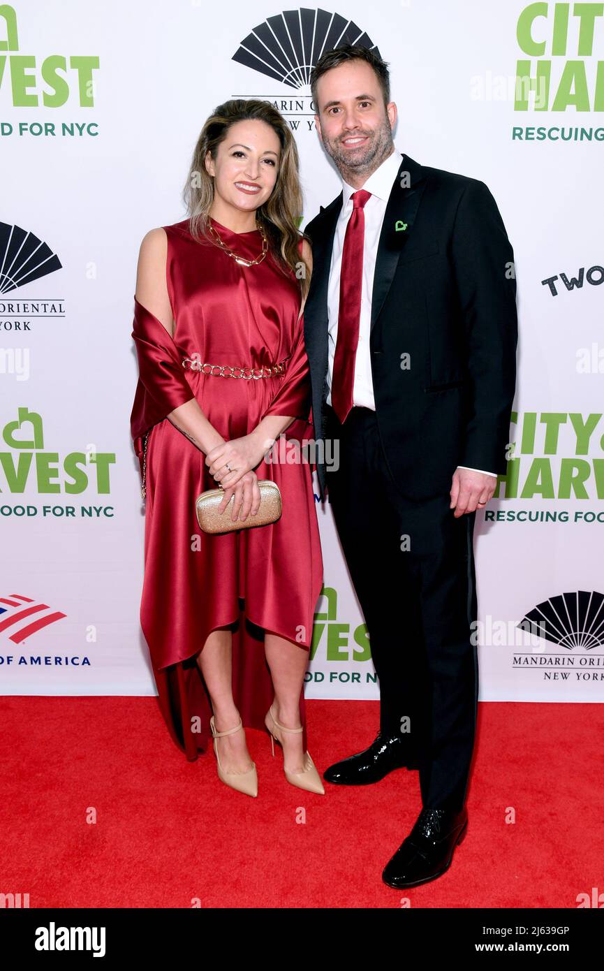 (L-R) Angie Rito and Scott Tacinelli attend the 2022 City Harvest ...