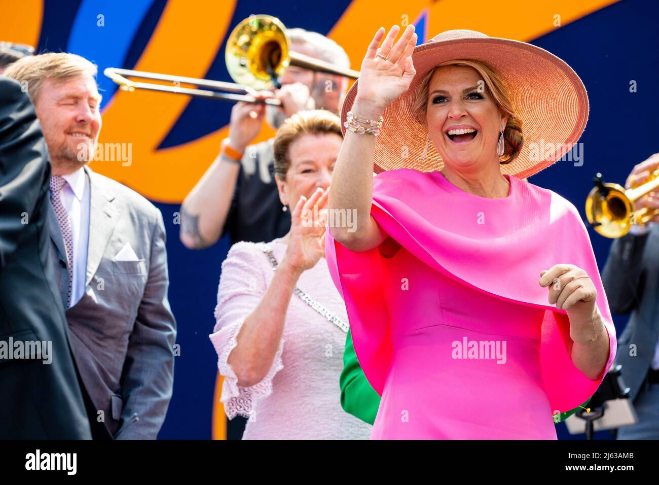 Queen Maxima of the Netherlands celebrating the King's 55th birthday ...