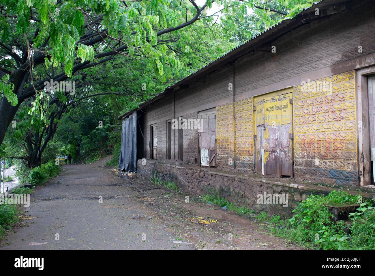 Old building near the road Stock Photo - Alamy