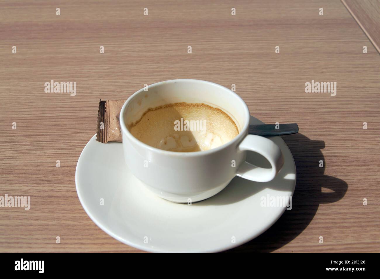 Empty wrapper hi-res stock photography and images - Alamy