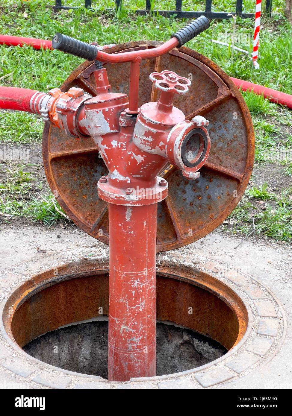 Antique fire pump hi-res stock photography and images - Alamy