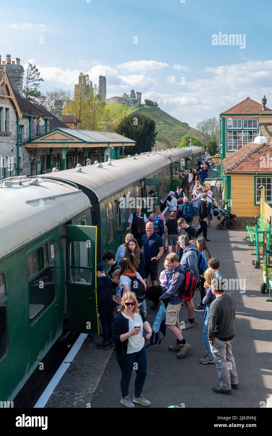 Steam train at Corfe Castle Station on the Swanage Railway, Dorset ...