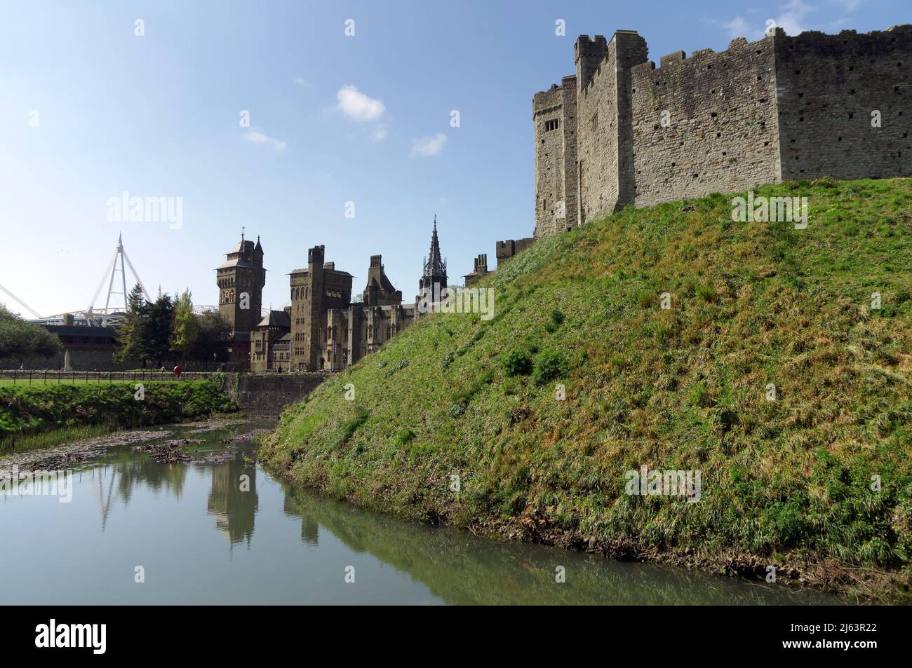 Norman Keep and moat, Cardiff Castle, Spring 2022 Stock Photo - Alamy