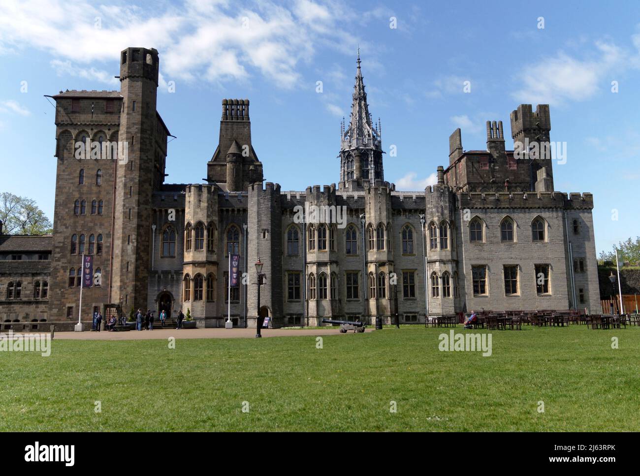 Cardiff Castle, Spring 2022 Stock Photo - Alamy