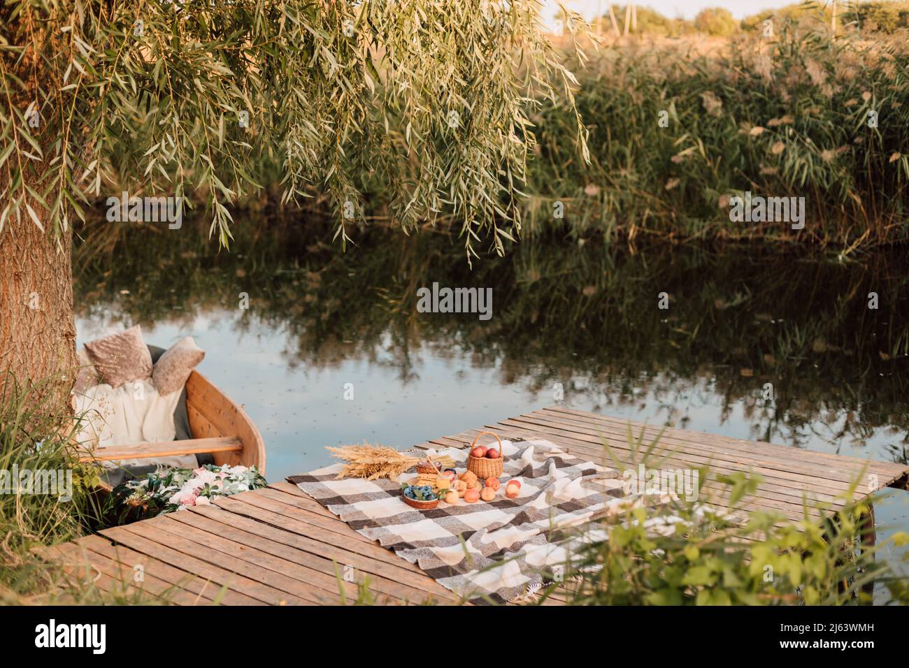 Beautiful wooden boat hi-res stock photography and images - Alamy