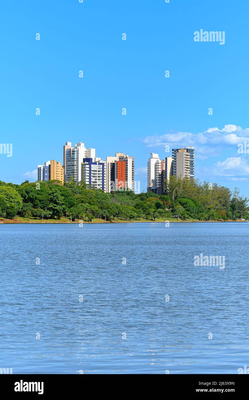 Landscape of Igapo lake, Londrina - PR, Brazil. Beautiful city lake ...