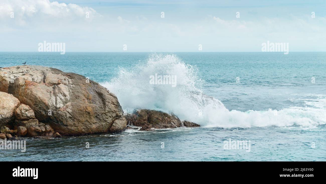 Indian ocean rock hi-res stock photography and images - Alamy