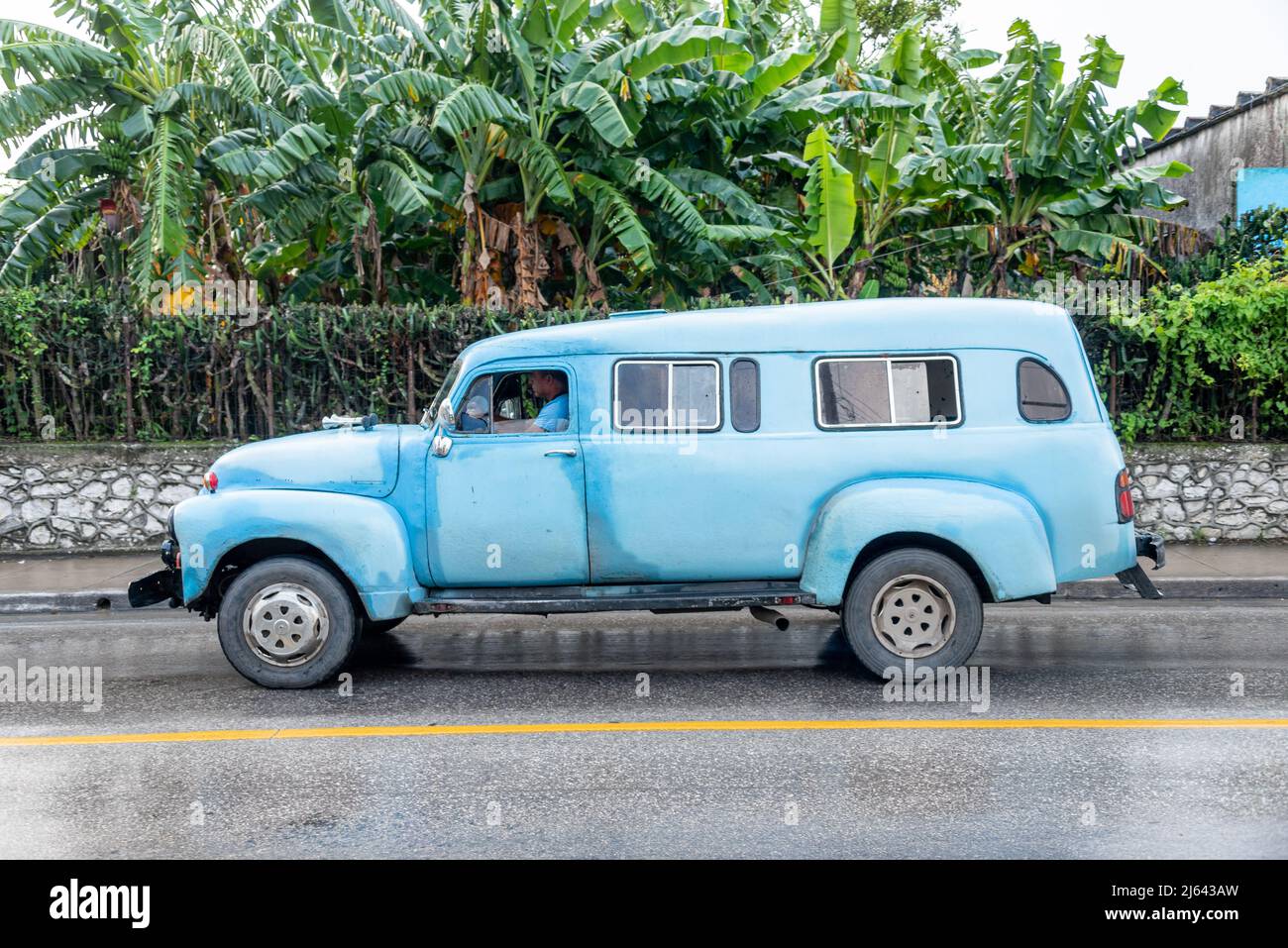 Daily Transportation in Cuba, 2017 Stock Photo - Alamy