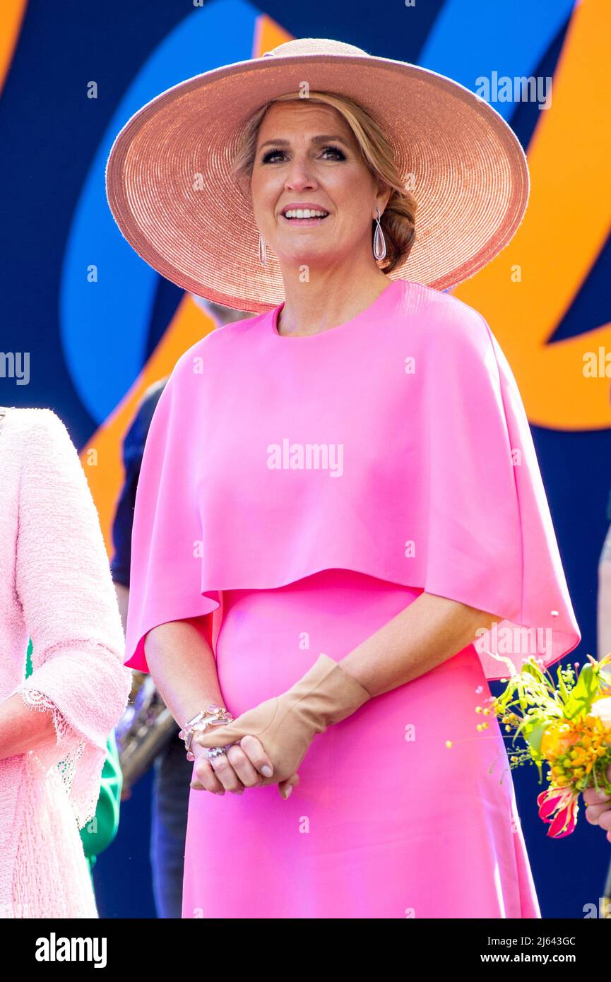 Queen Maxima of the Netherlands celebrating the King's 55th birthday ...