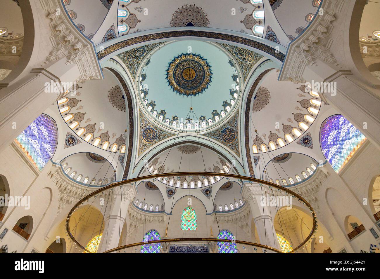 The Grand Camlica Mosque in Uskudar District of Istanbul, Turkey Stock ...