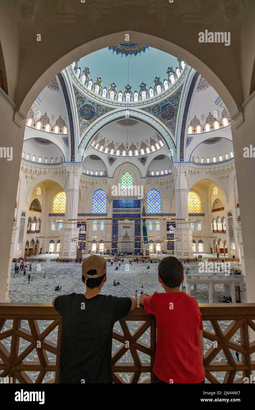 The Grand Camlica Mosque in Uskudar District of Istanbul, Turkey Stock ...