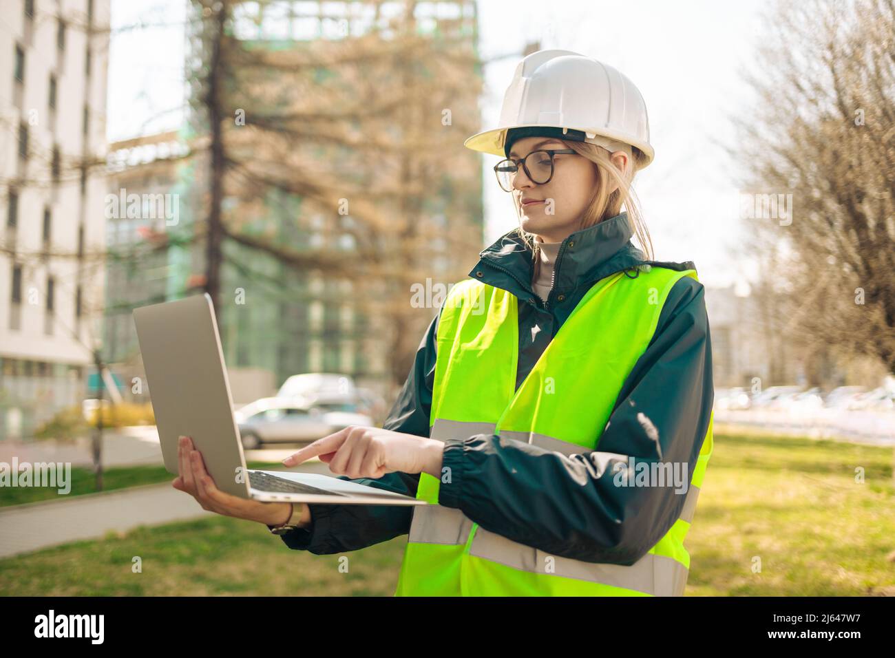 Standard construction safety equipment hi-res stock photography and ...
