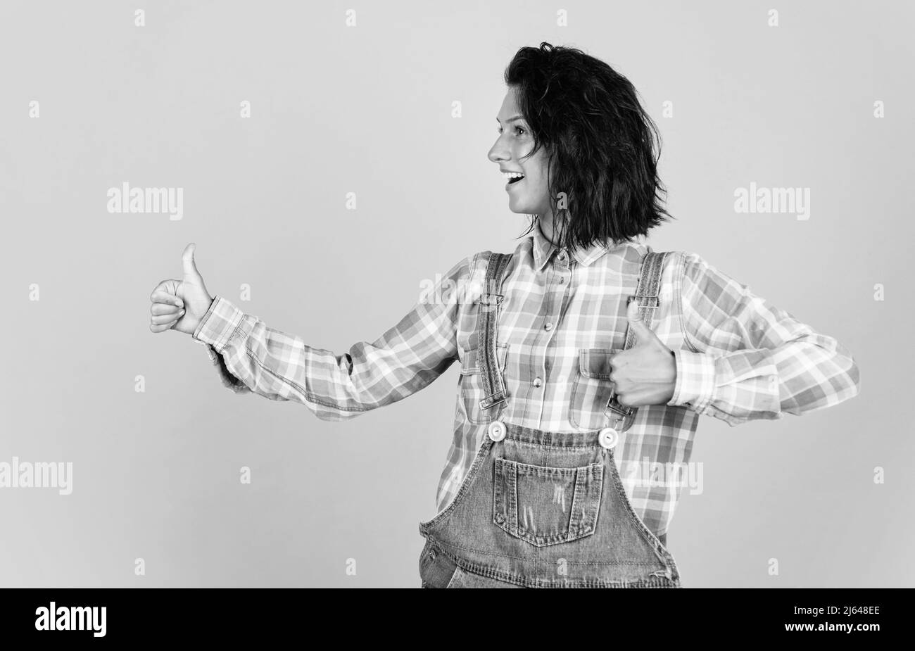 Attractive female in shop Black and White Stock Photos & Images - Alamy