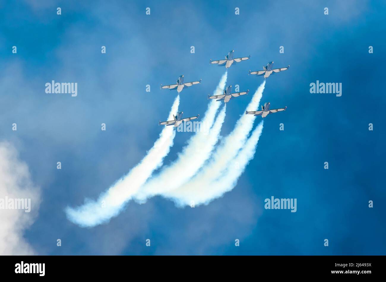 Small plane trail hi-res stock photography and images - Alamy