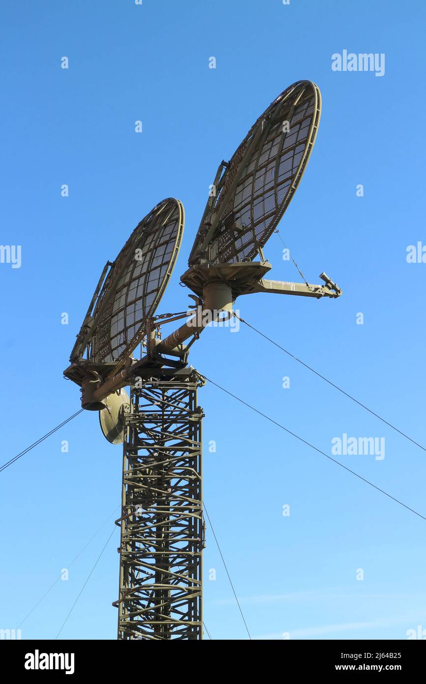 military satellite communication antenna Stock Photo - Alamy