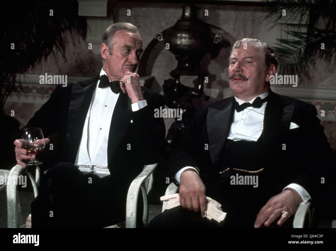 DAVID NIVEN, PETER USTINOV, DEATH ON THE NILE, 1978 Stock Photo - Alamy
