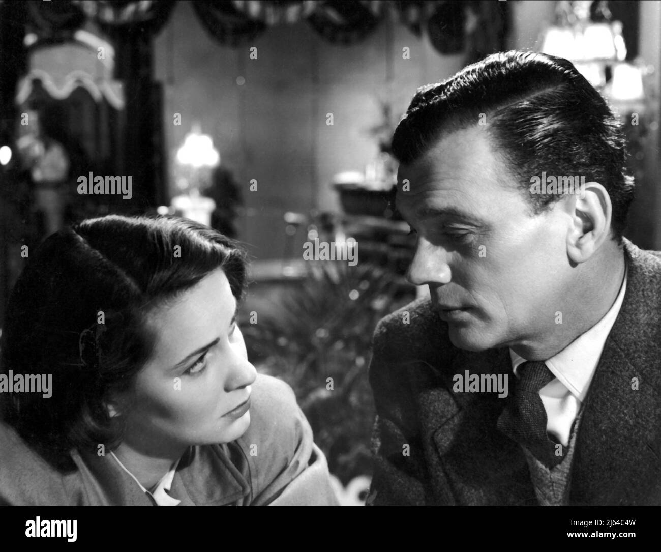 ALIDA VALLI, JOSEPH COTTEN, THE THIRD MAN, 1949 Stock Photo - Alamy