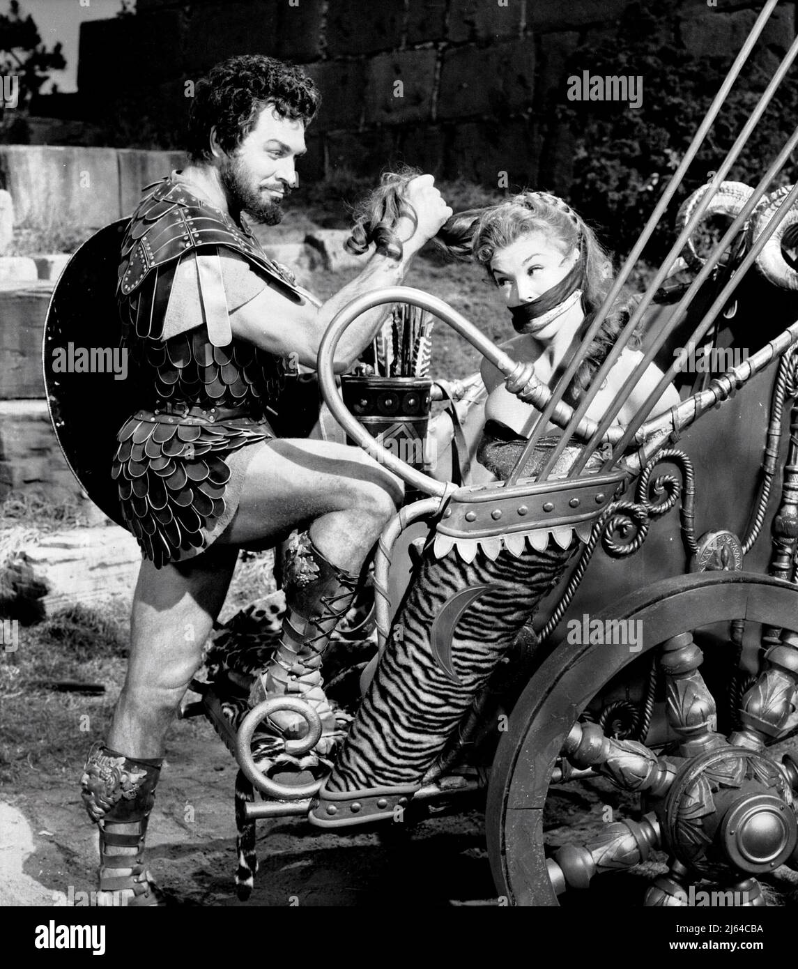 HOWARD KEEL, ESTHER WILLIAMS, JUPITER'S DARLING, 1955 Stock Photo - Alamy