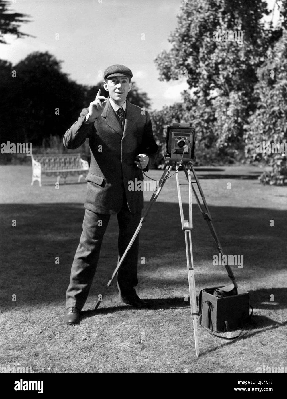 Young alec guinness hi-res stock photography and images - Alamy