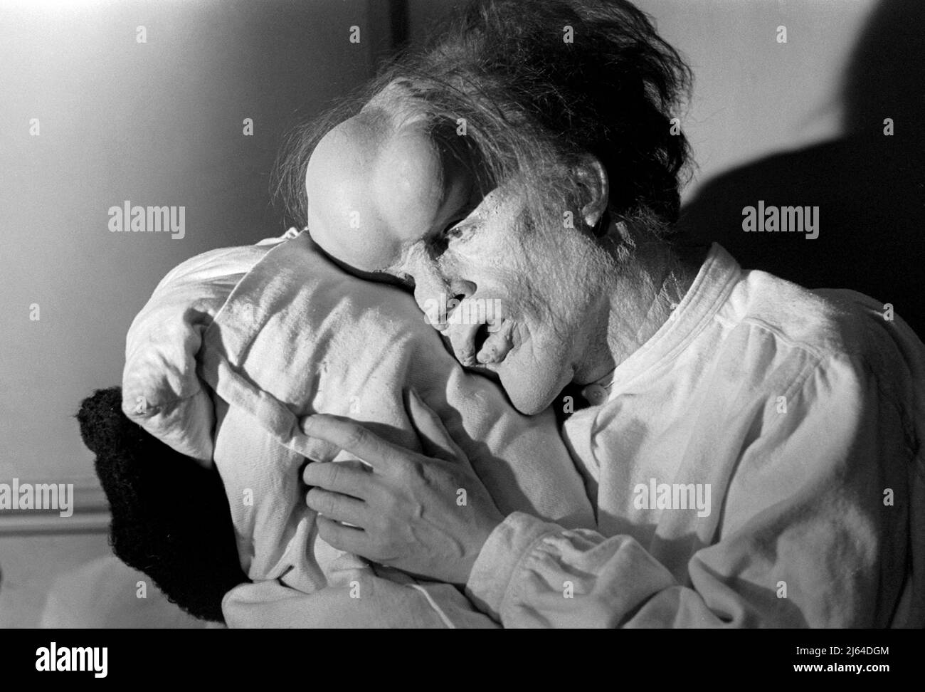 El hombre elefante 1980 Black and White Stock Photos & Images - Alamy