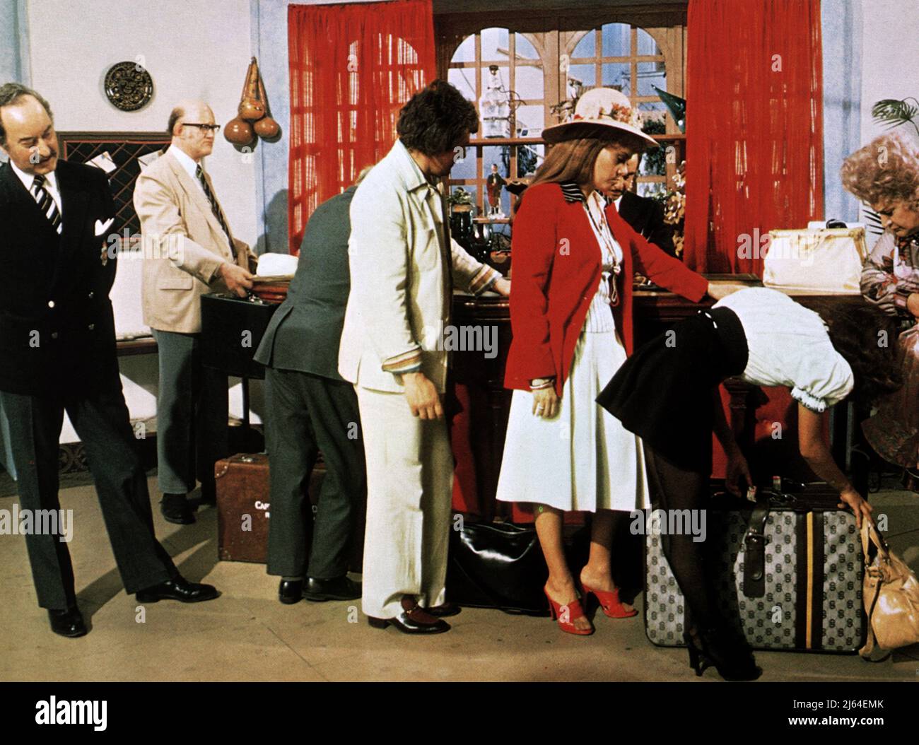 THORNTON,SMITH,BANNISTER,RICHARD,DAVID,SUGDEN, ARE YOU BEING SERVED ...