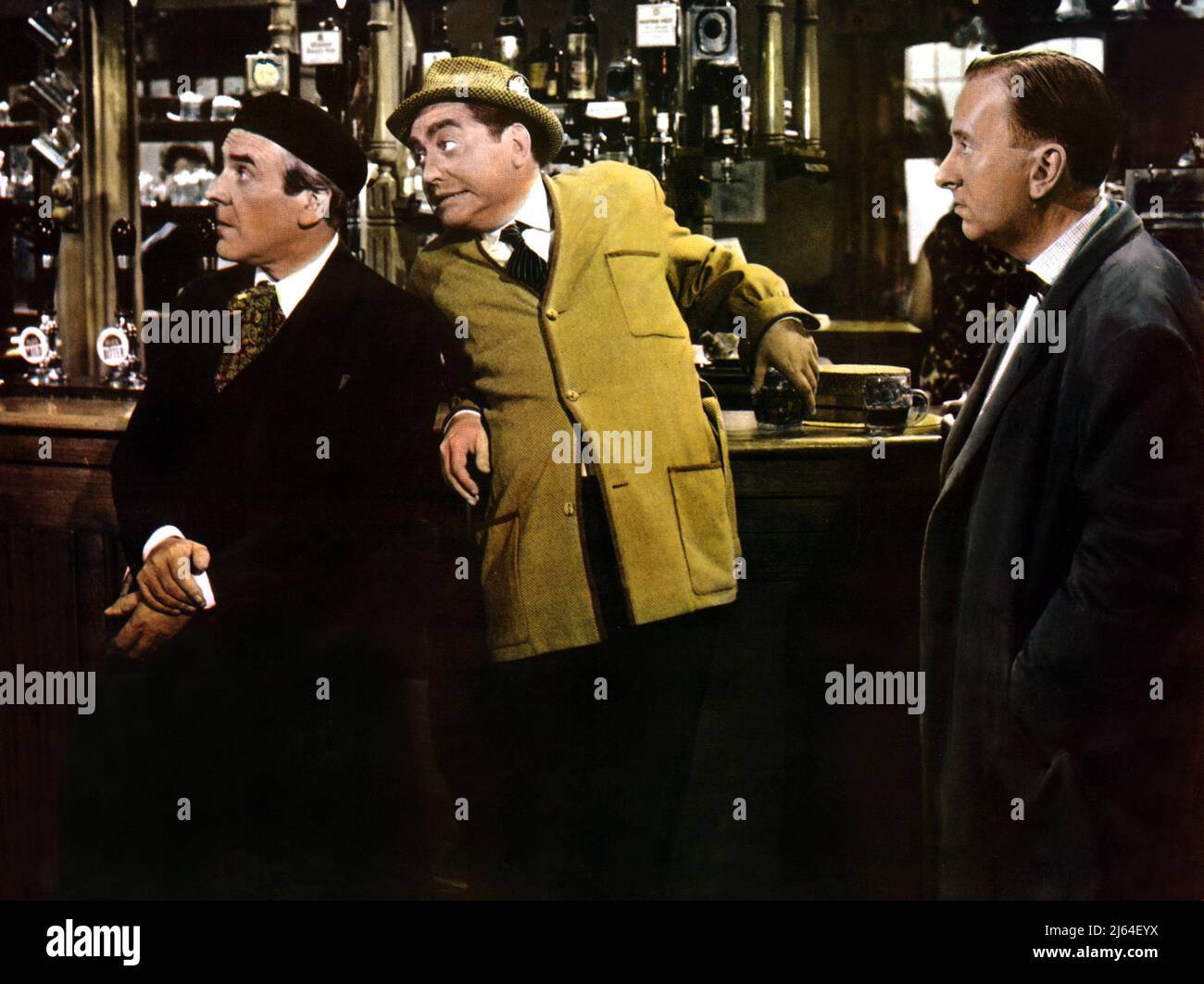 MESURIER,HANCOCK,LLOYD, THE PUNCH AND JUDY MAN, 1963 Stock Photo - Alamy