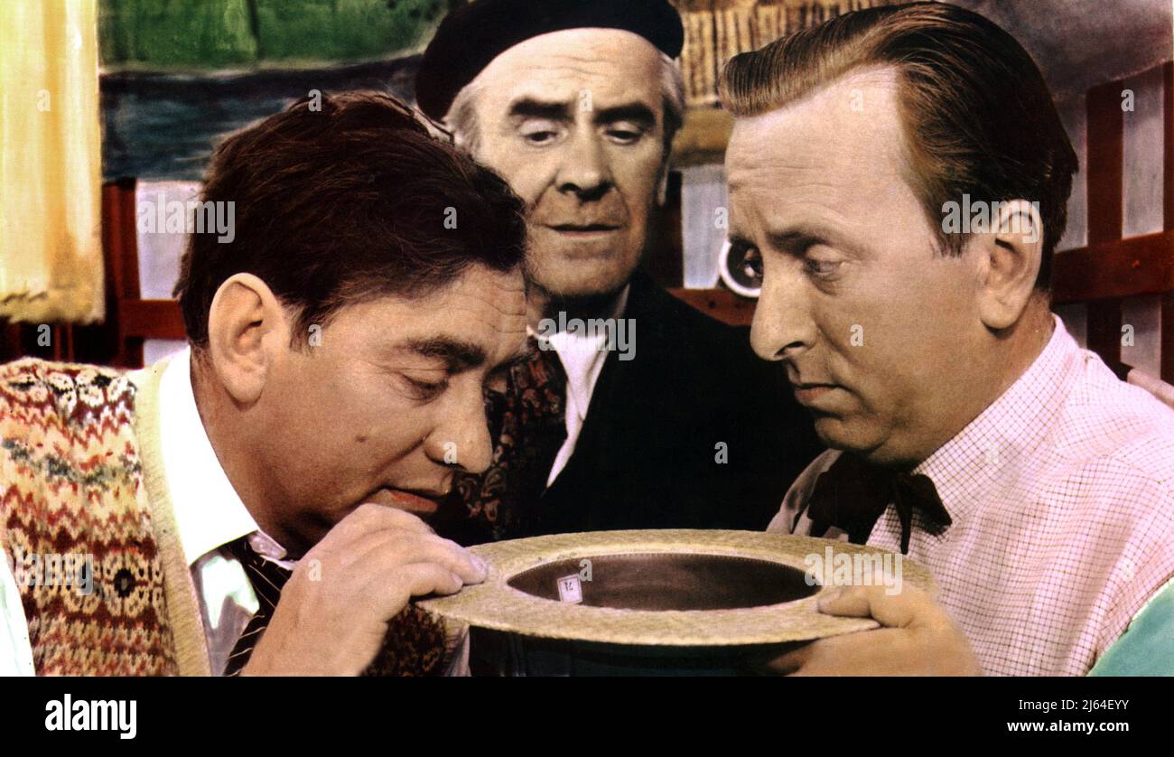 HANCOCK,MESURIER,LLOYD, THE PUNCH AND JUDY MAN, 1963 Stock Photo - Alamy