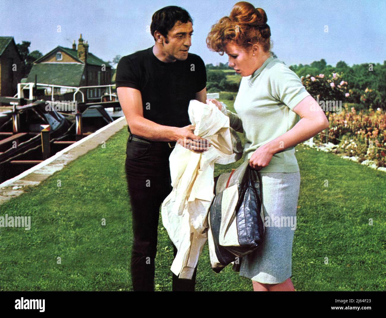 HARRY H CORBETT, MIRIAM KARLIN, THE BARGEE, 1964 Stock Photo - Alamy