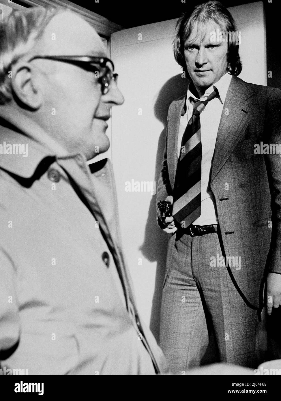 CLIFFORD KERSHAW, DENNIS WATERMAN, THE SWEENEY, 1976 Stock Photo - Alamy