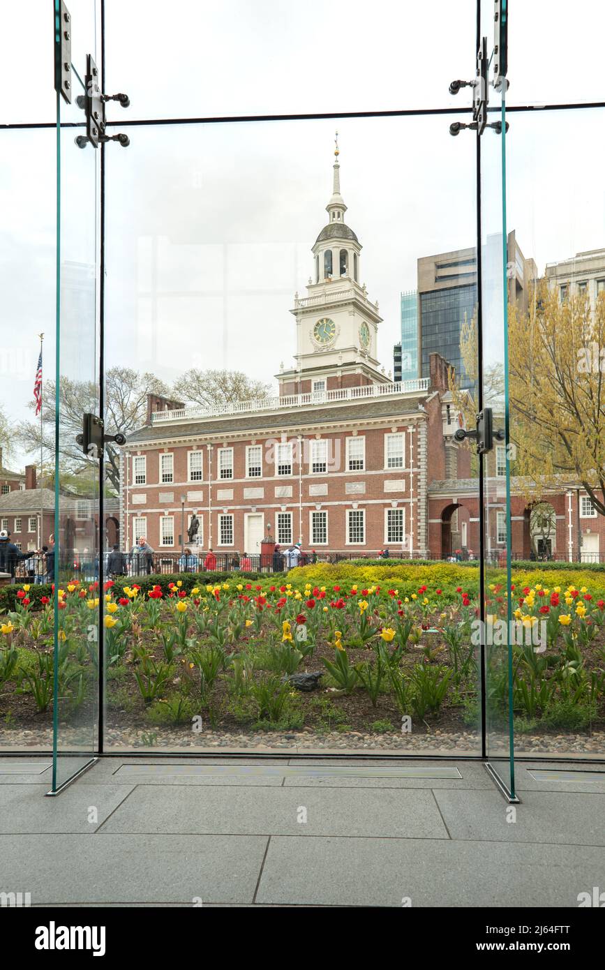 Declaration independence liberty bell hi-res stock photography and ...