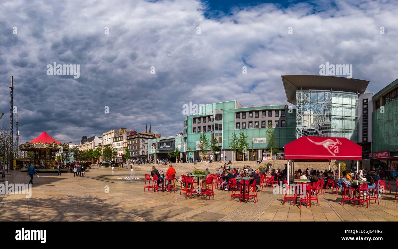Vue panoramique de la place de Jaude Stock Photo - Alamy