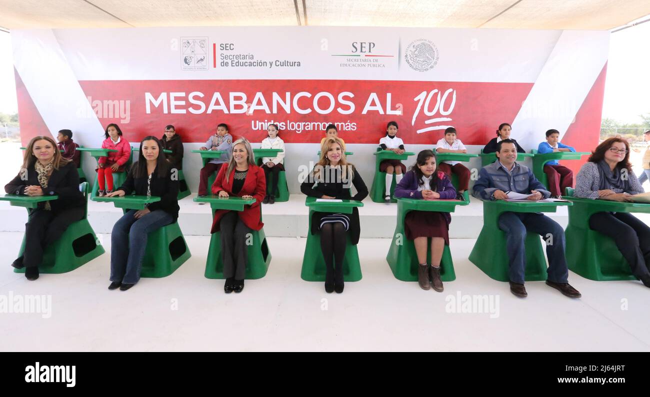 Gobierno revolucionario hi-res stock photography and images - Alamy