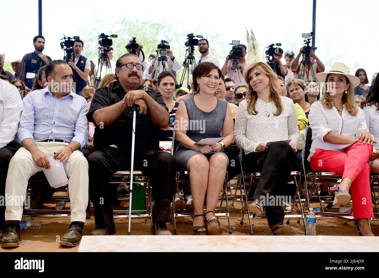 Partido revolucionario institucional de mexico hi-res stock photography ...
