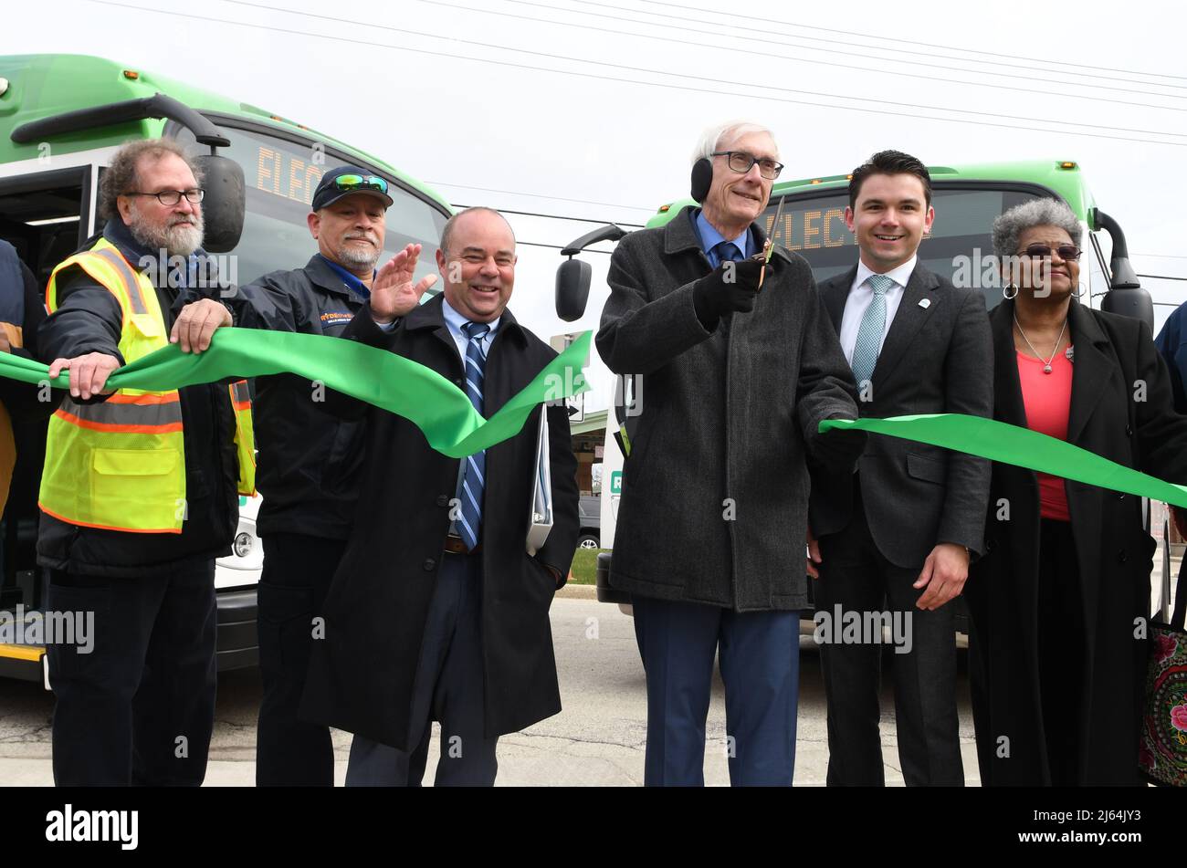 Racine, Wisconsin, USA. 27th Apr, 2022. WisconsIn GOV. TONY EVERS helps ...