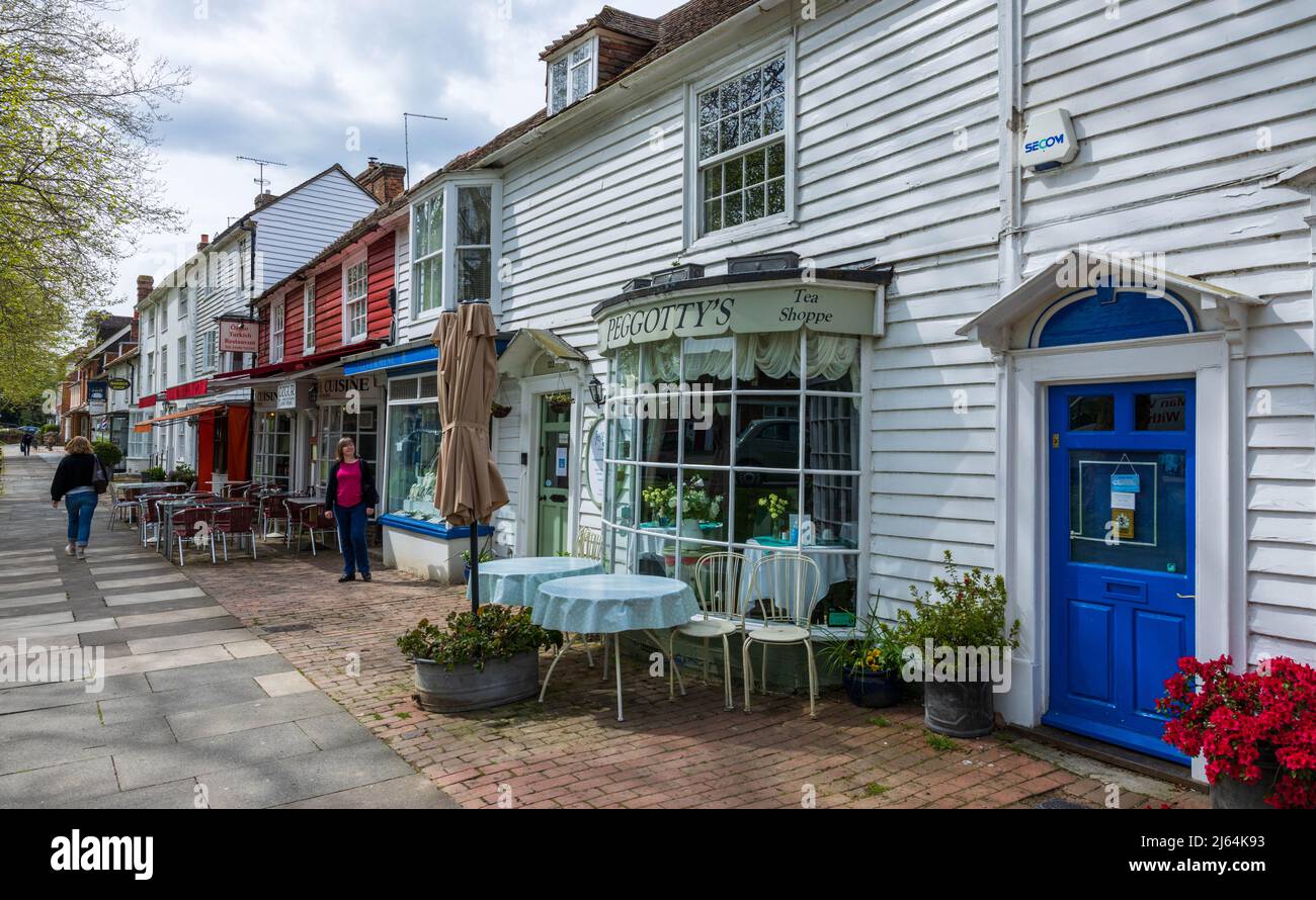 Tenterden village high street Stock Photo - Alamy